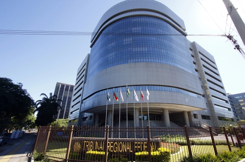 Concurso TRF 4 Juiz: gabarito liberado - Blog Verbo Jurídico Concurso TRF 4 Juiz: gabarito liberado - Blog Verbo Jurídico